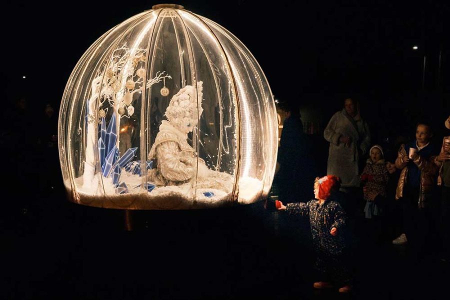 Living Snow Globe Act | The Show Globe